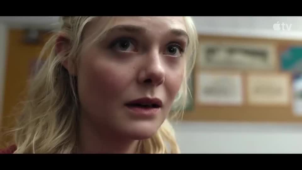 'Margô Está Em Apuros': Veja trailer de série com Elle Fanning ...