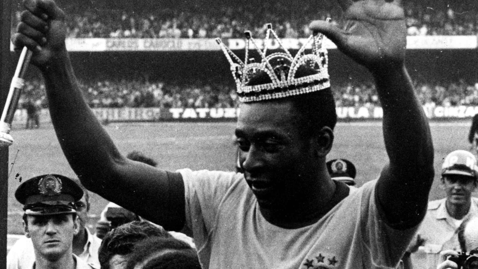 Nágila Luz: ‘É uma falta de respeito com Pelé compará-lo ao Messi ...